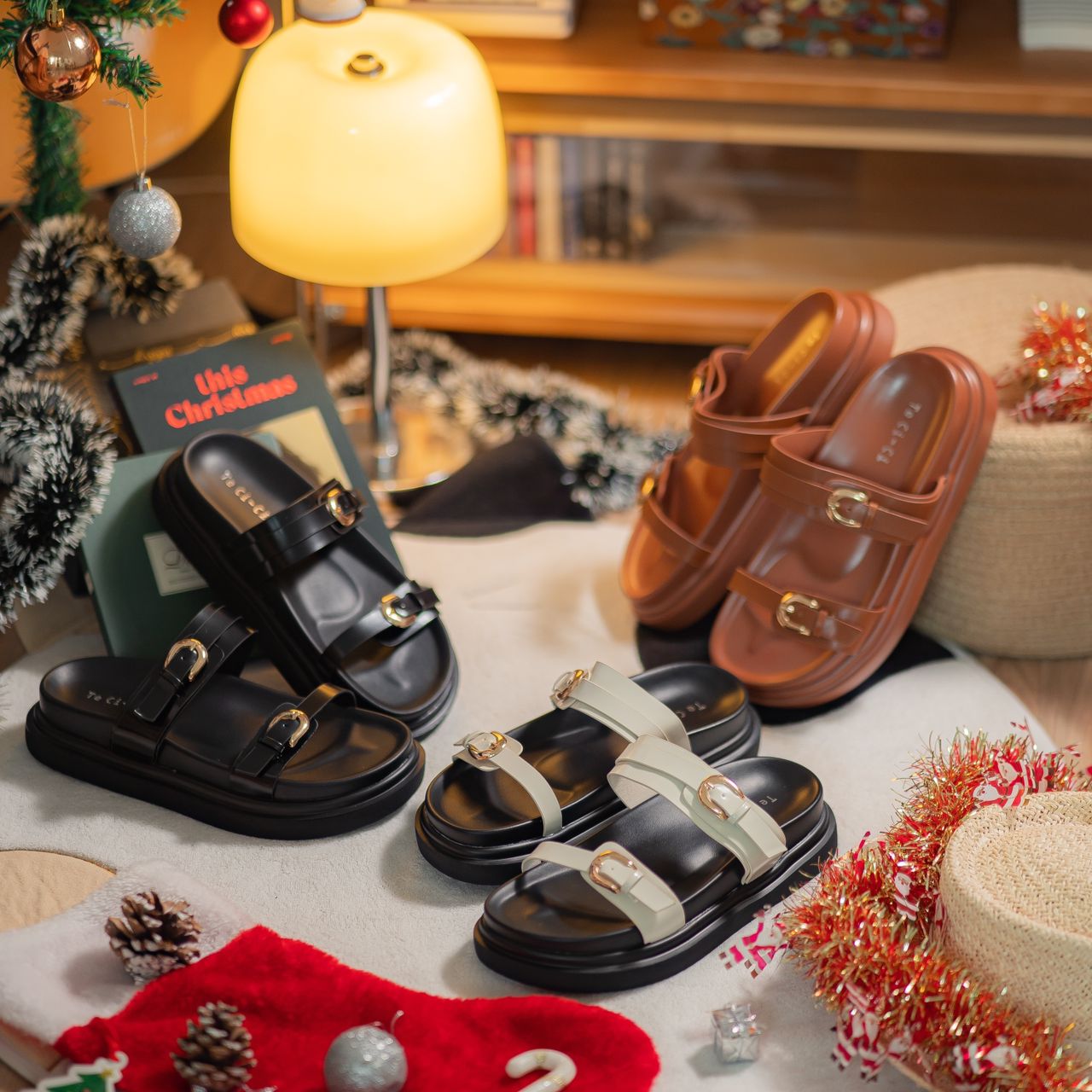Twin Buckle Sandals 双扣拖